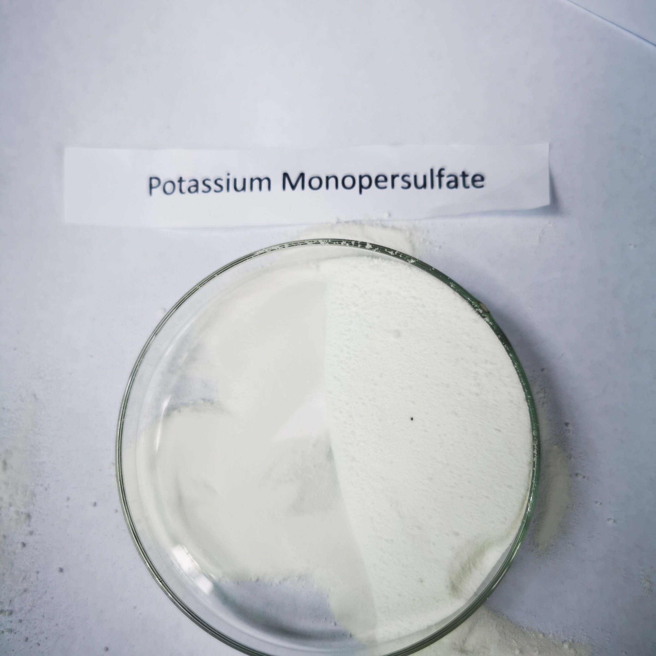 Potassium Monopersulfate for Livestock Disinfection | Free-Flowing Granule
